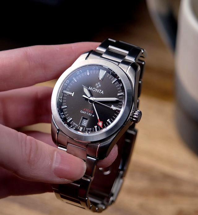 Britt Pearce aka Watch.Gringa goes hands on with the MONTA Atlas ...